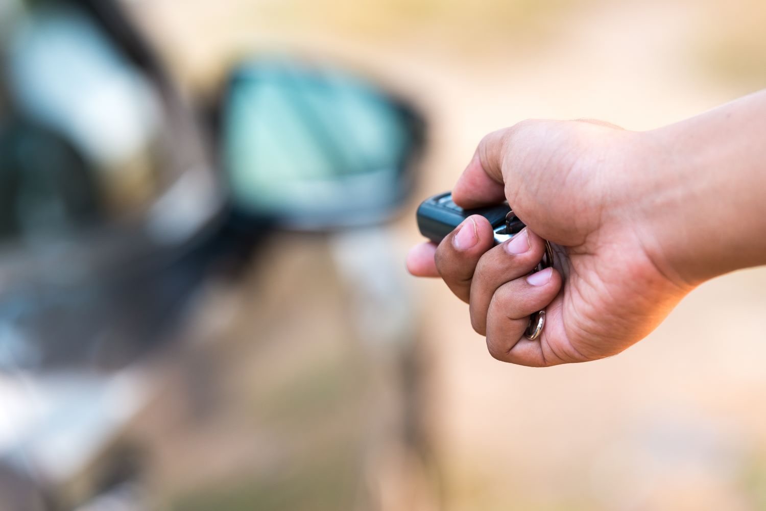 How To Turn the Anti-Theft System Off in Your Vehicle - In The Garage ...