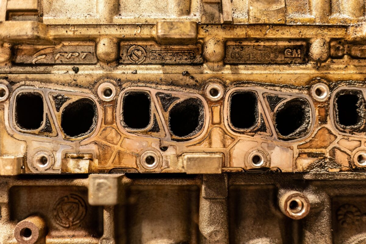 What Is Walnut Blasting and How Does It Revitalize Your Engine? - In ...