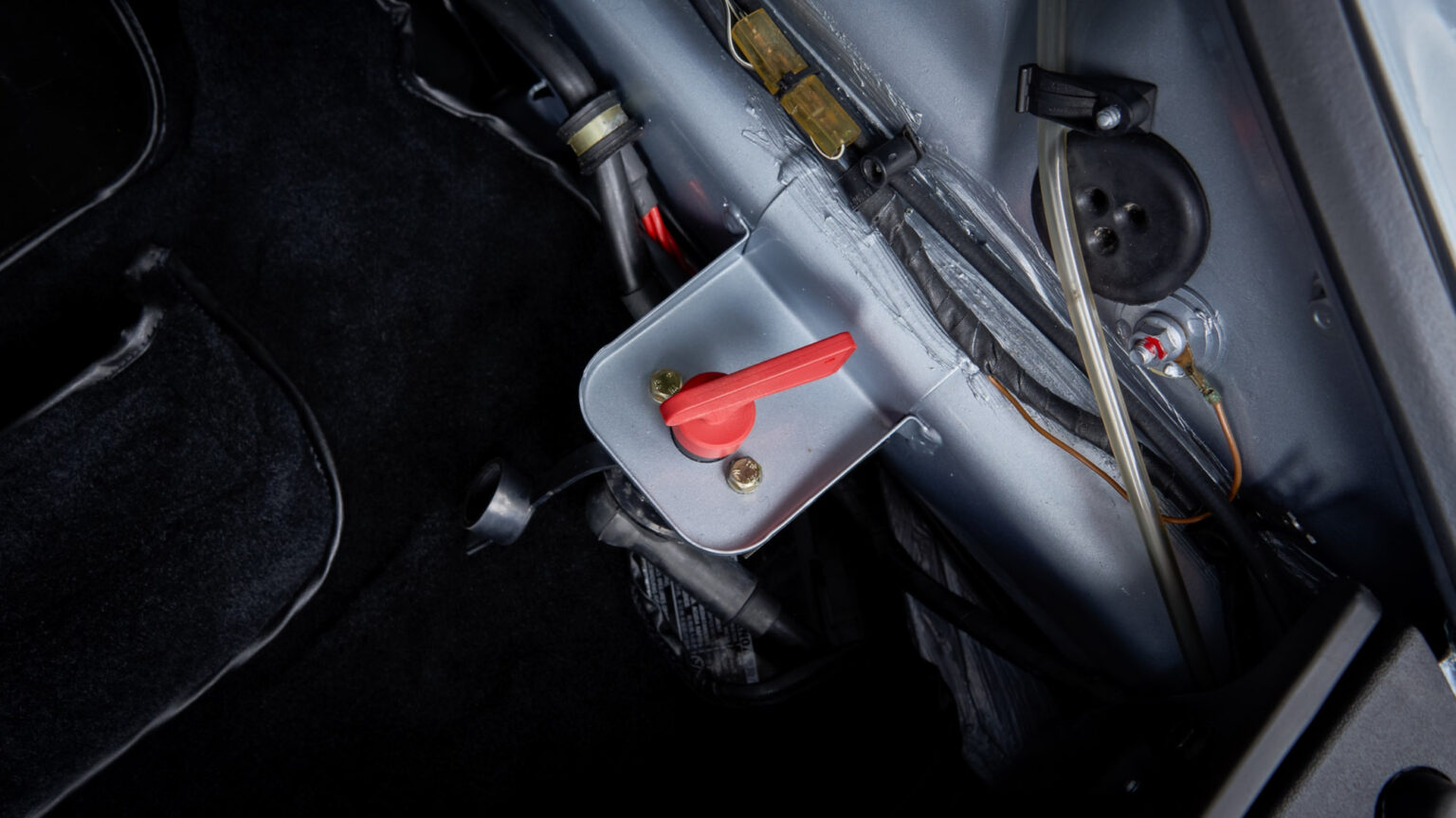 Where Is the Kill Switch Located? - In The Garage with CarParts.com